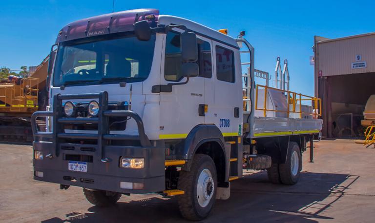 MAN TGM 15.290 4 × 4 Crew Cab Crane Truck | CT088 - Plantman
