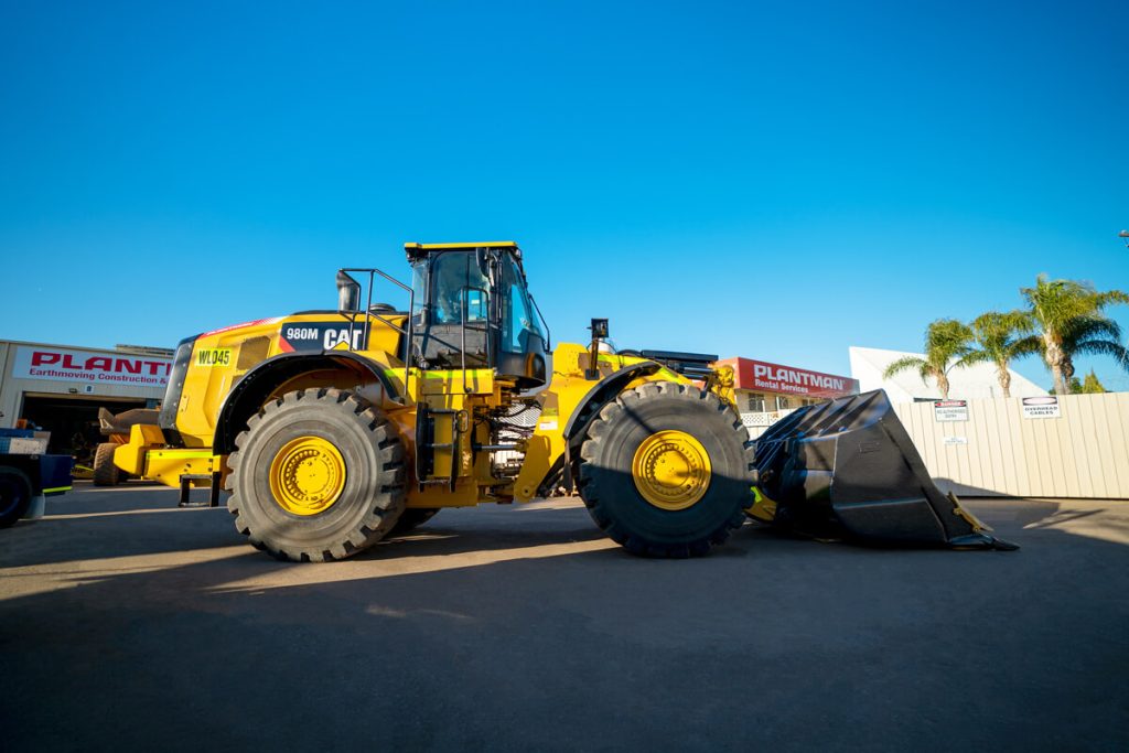 10 Quick Tips For Loader Safety | Plantman