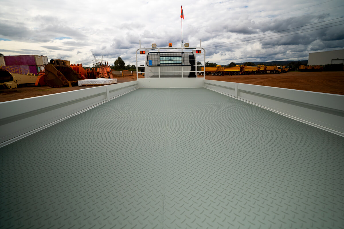 2022 FUSO 918XLWB FLAT TRAY TRUCK | Plantman