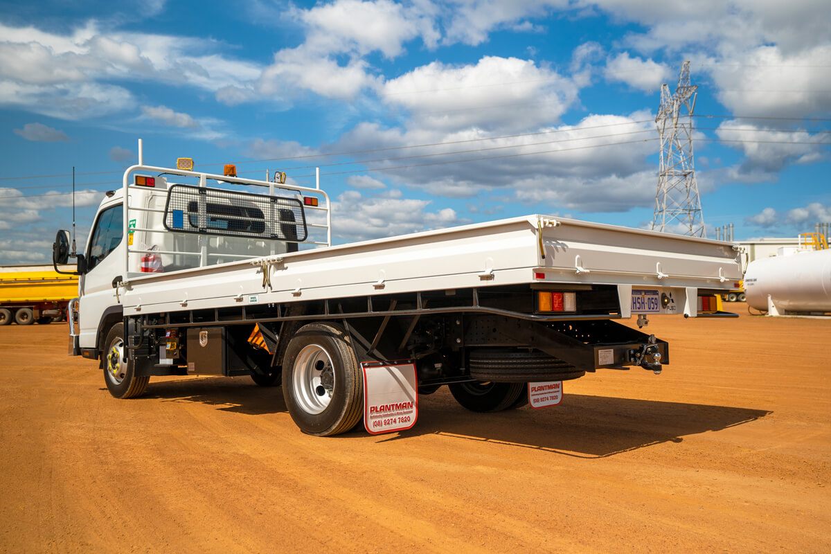 2022 FUSO 815MWB 4×2 FLAT TRAY TRUCK | BECHTEL EQUIPMENT | Plantman