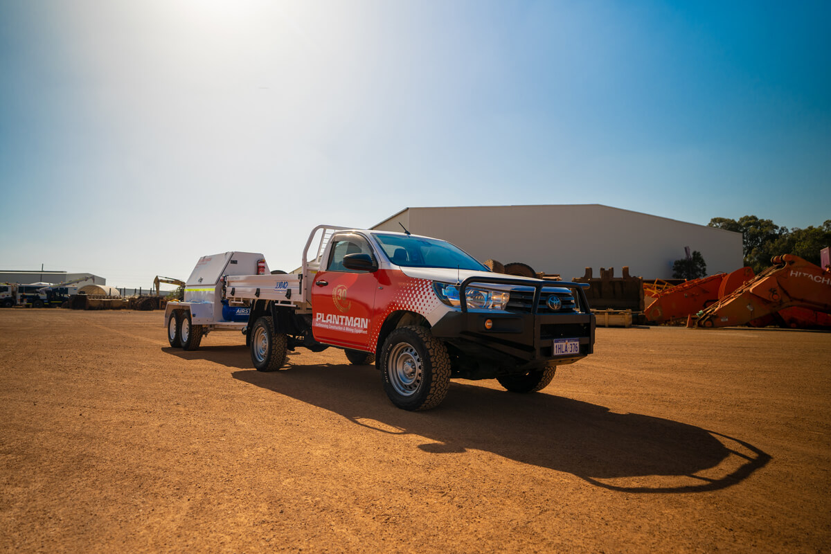 TOYOTA HILUX 4×4 UTE | LV042 | Plantman